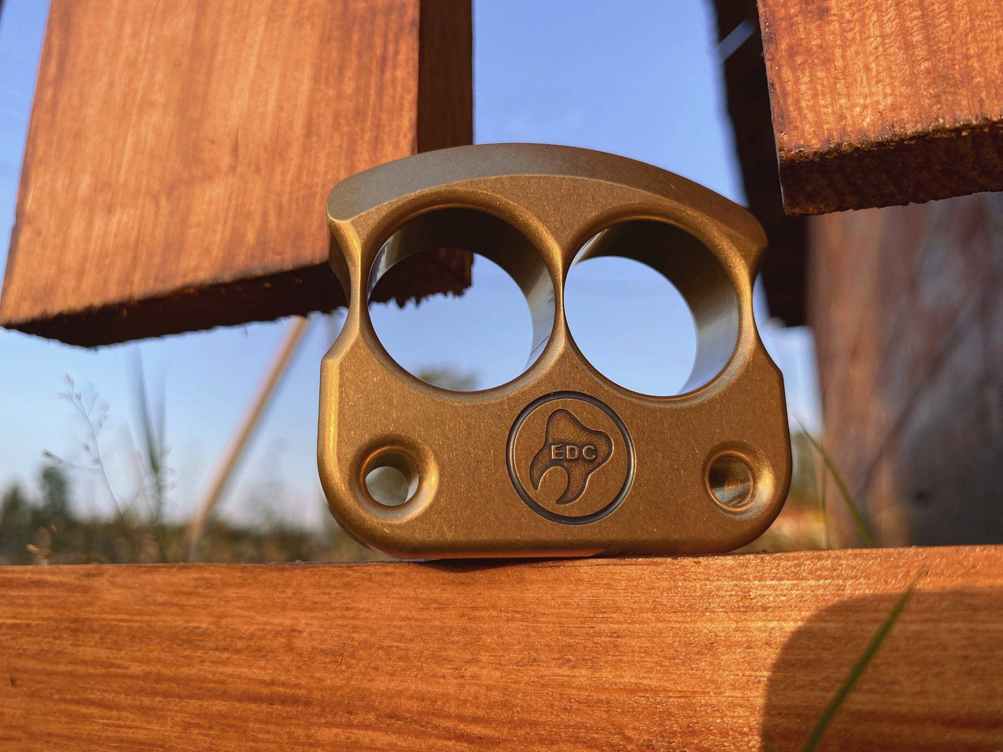 2 Finger Knuck DFK 01 Stonewashed Brass – EDCCraft